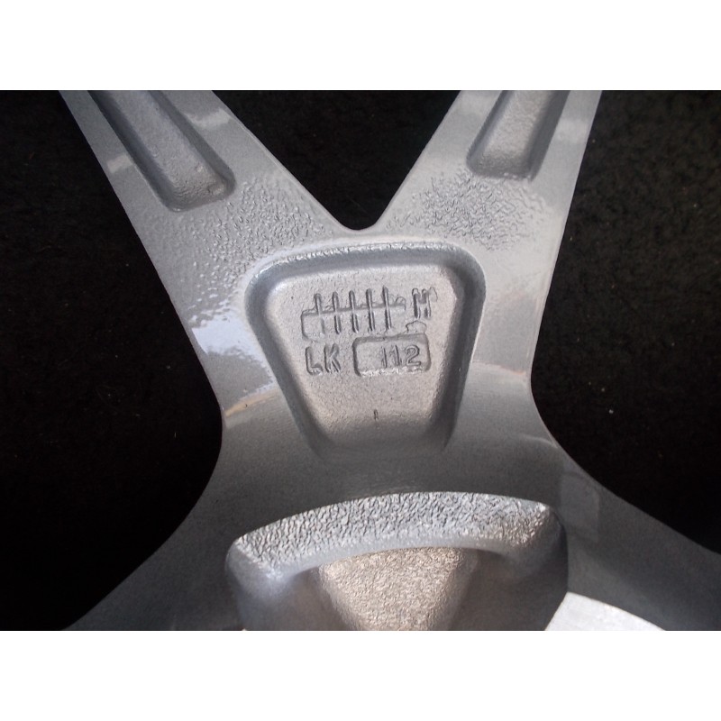 BMW 2er 3er 4er Alufelgen 19 Zoll Sommerreifen 235/35R19 91Y KT19